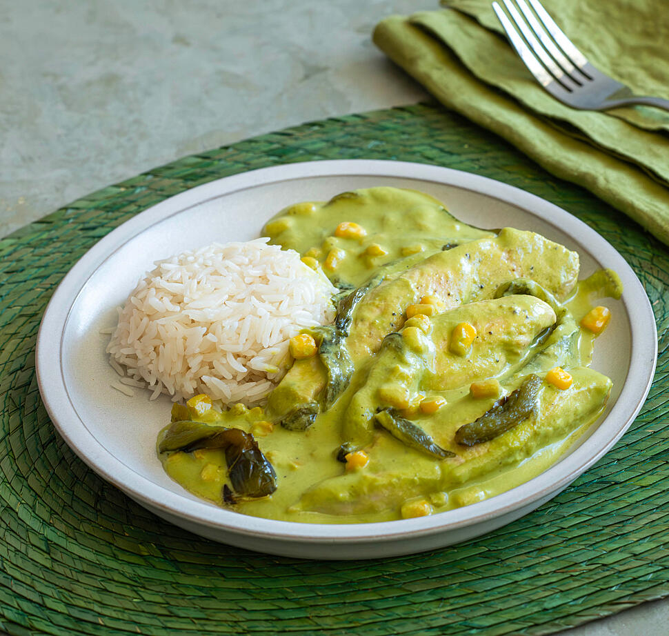 Pollo en Salsa de Chile Poblano | Crystal Creamery
